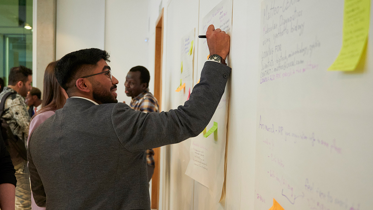 Develop and Plan | For staff | Edinburgh Innovation